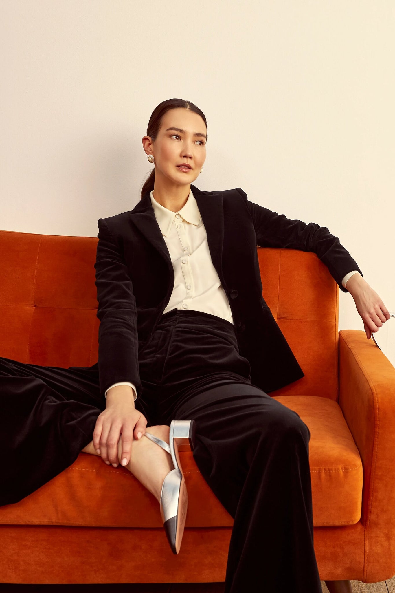 Brooklyn Jacket Black Velvet | Luxury Women's Suiting – Suzannah London